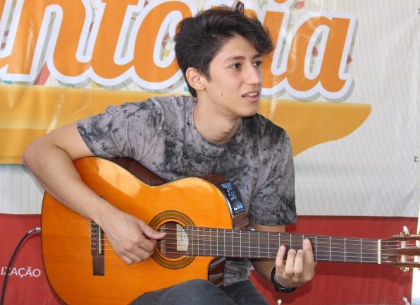 Experiência em morar sozinho inspira álbum intimista de ex-aluno da ...